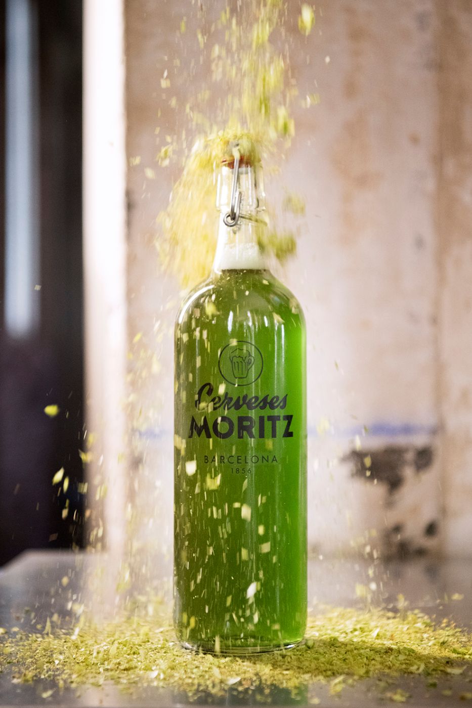 Moritz lanza su primera cerveza de color verde ,se trata de una cerveza ...